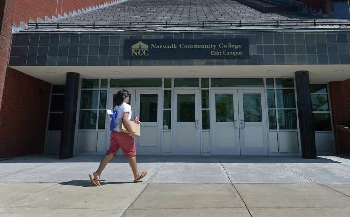 CT community college students face 2% tuition increase