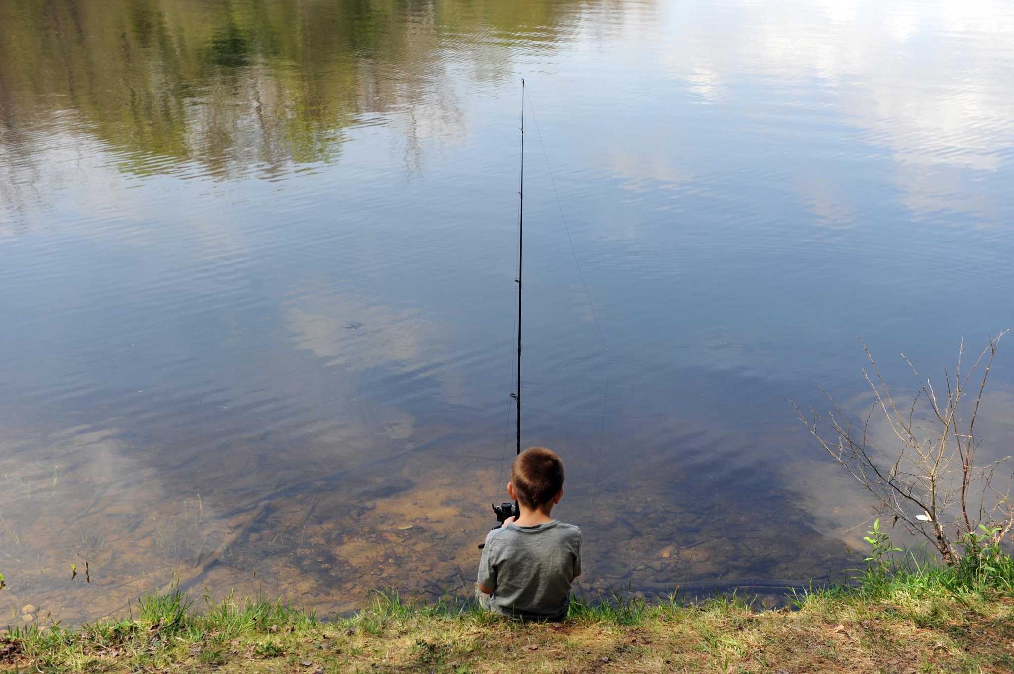 Monroe offering family fishing class