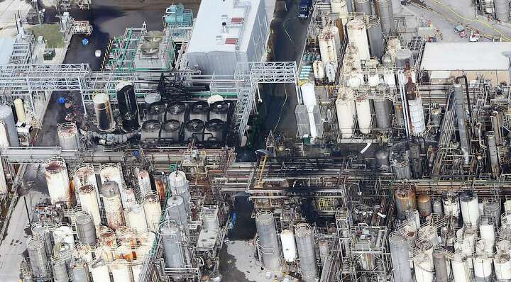One dead in fire at KMCO chemical plant in Crosby