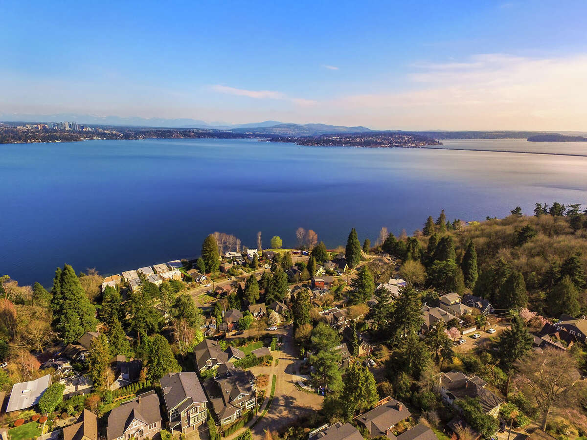 1908 Madrona beauty has views and charm for miles