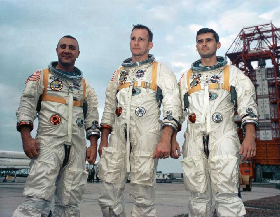 Apollo 1: Death of 3 astronauts in fire on launch pad forces NASA to ...