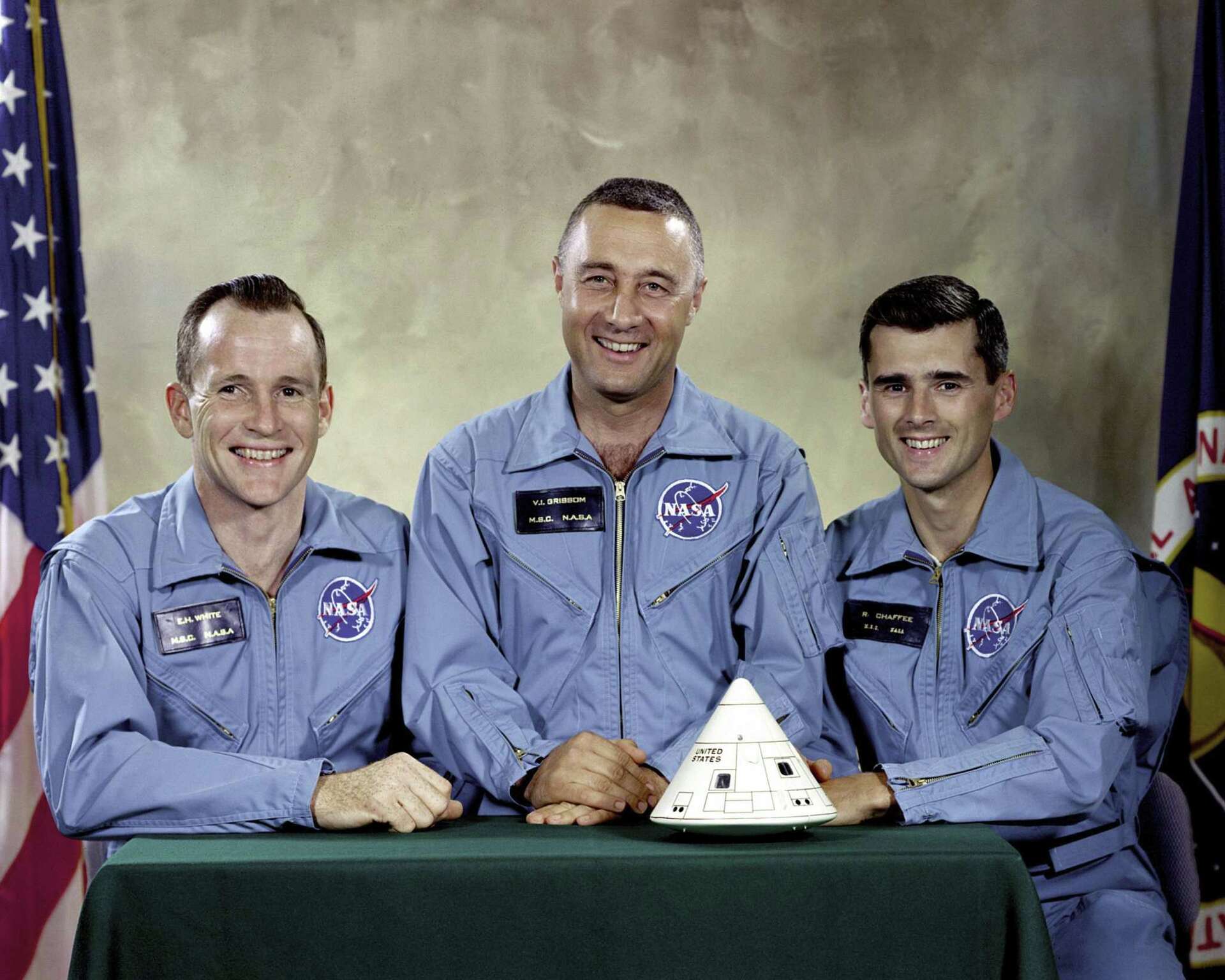Apollo 1: Death of 3 astronauts in fire on launch pad forces NASA to ...
