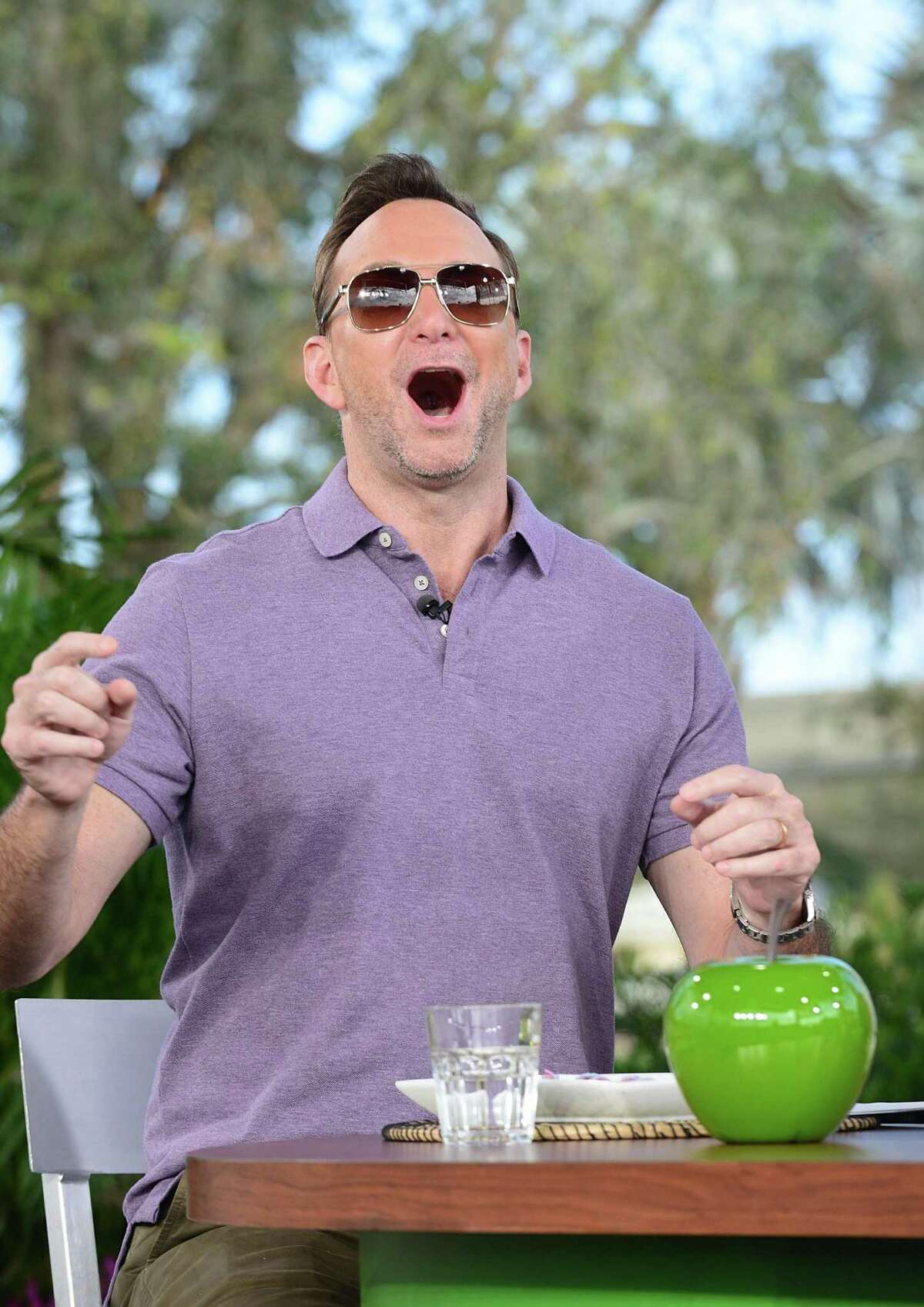 Clinton Kelly is fully baked into Food Network’s ‘Spring’ competition