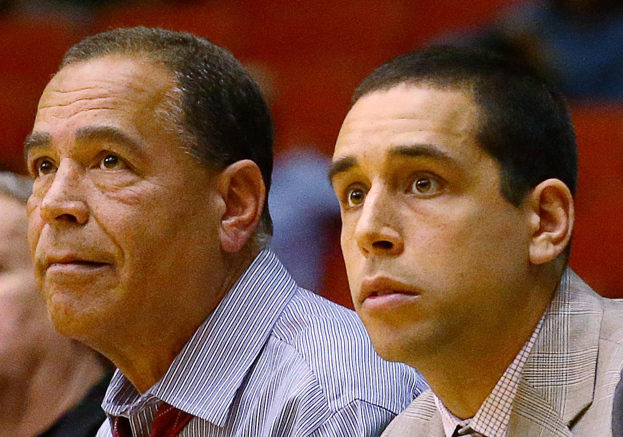 UH locks in Kelvin Sampson for six years, designates son Kellen as ...