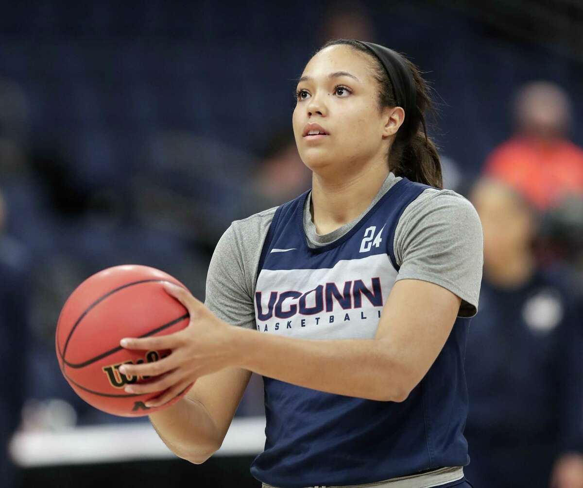 UConn vs. Notre Dame: How they line up