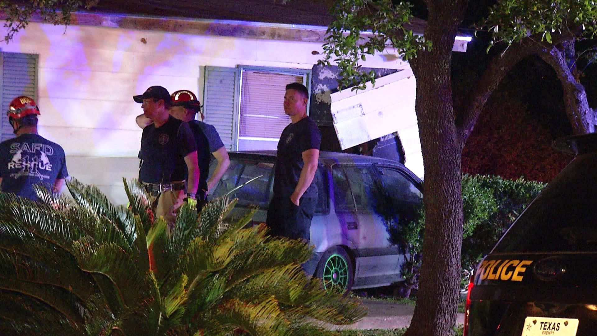 SAPD: Driver flees after crashing into South Side home while speeding SAPD: Driver flees after crashing into South Side home while speeding