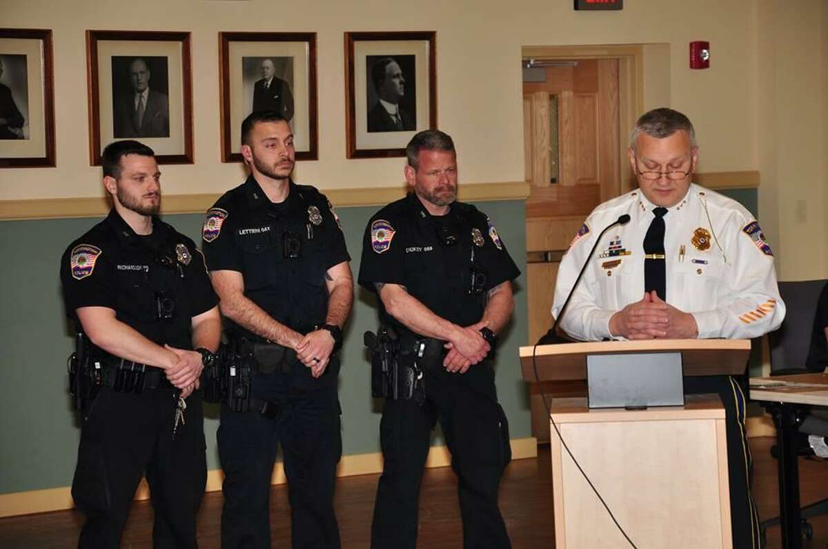 Fatal fire response draws praise for Torrington police officers