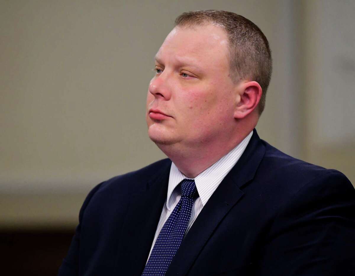 Troy quadruple homicide defendant represents himself in retrial