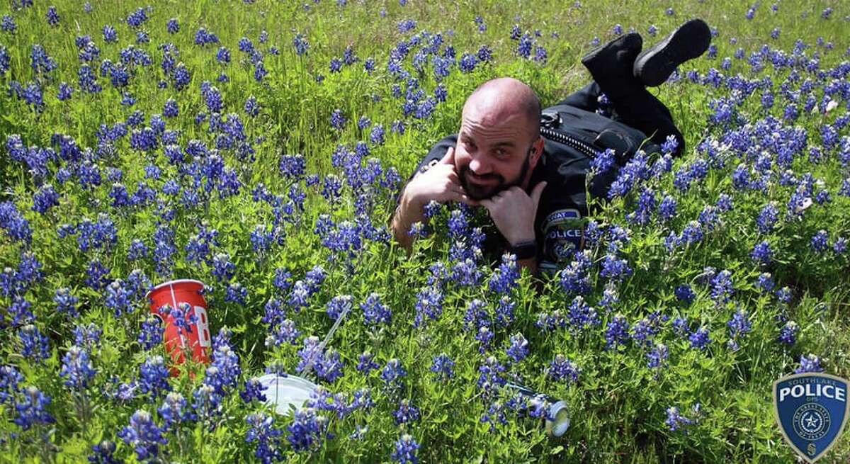 Back The Bluebonnets Challenge shows Texas cops hilariously frolicking ...
