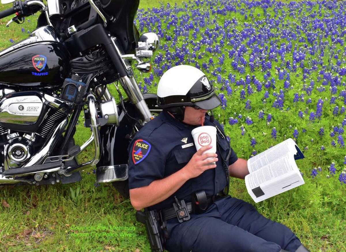 Back The Bluebonnets Challenge shows Texas cops hilariously frolicking ...