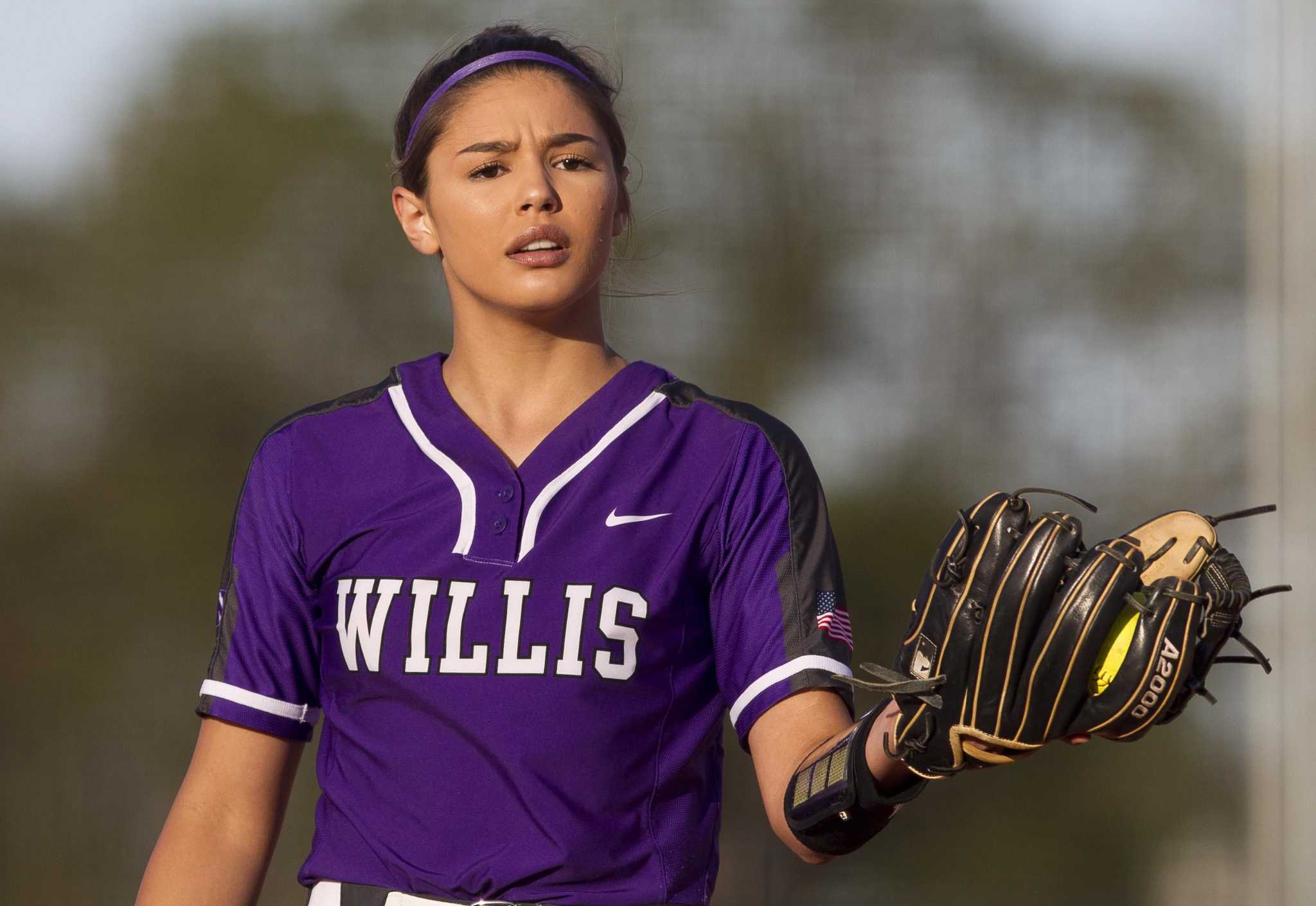 SOFTBALL ROUNDUP: Willis, Lake Creek earn district victories