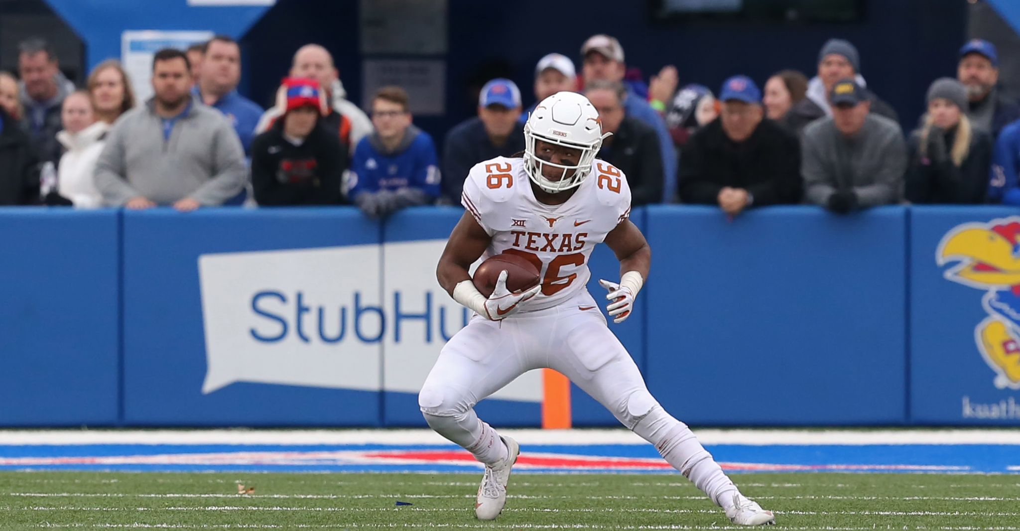 Longhorns notebook: Explosive offense bests defense in scrimmage