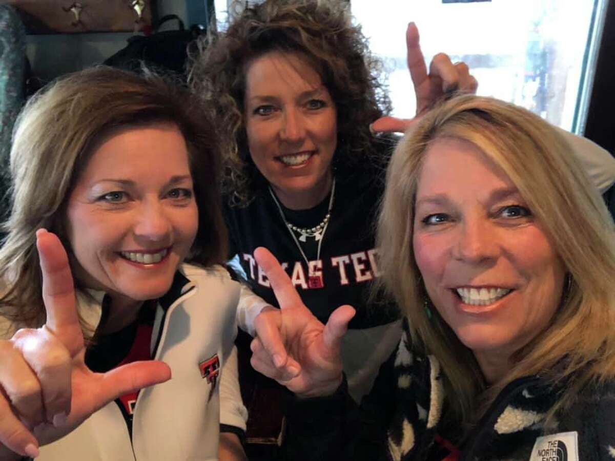Local Texas Tech fans watch Final Four match up