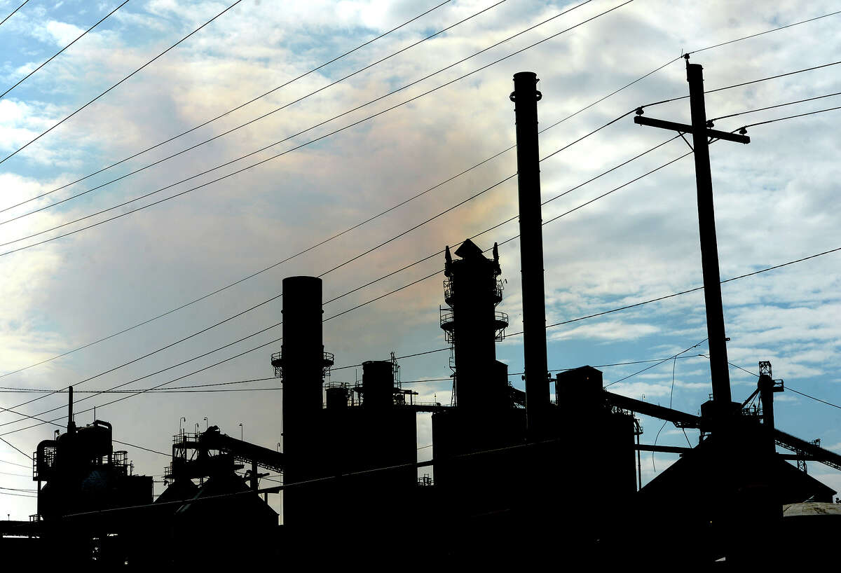 Emissions concerns arise over Port Arthur plant