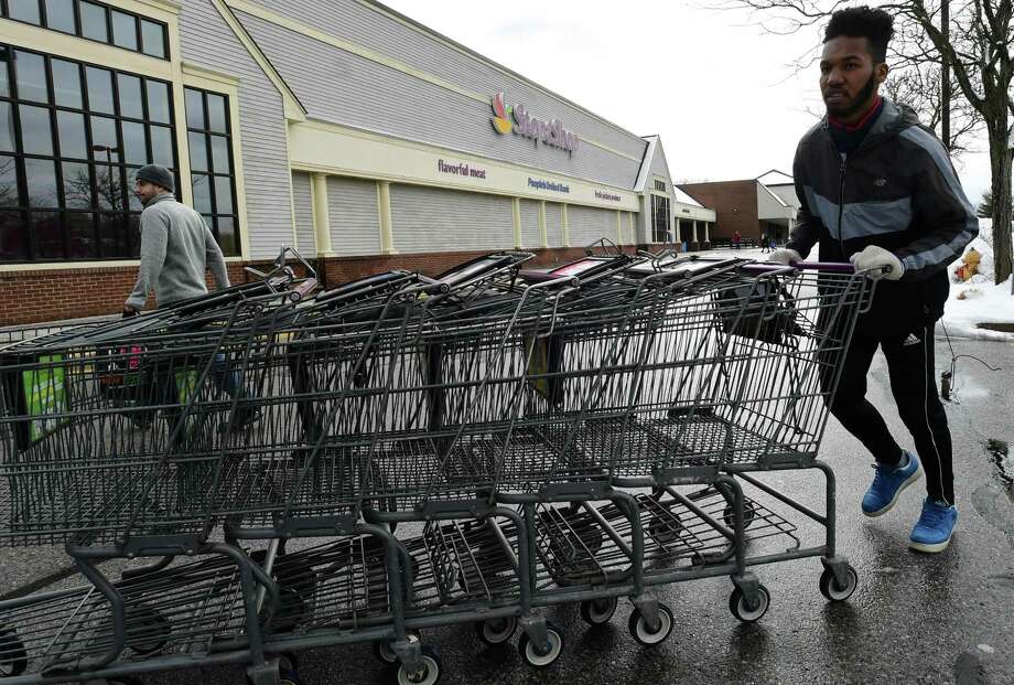 Stop & Shop dangles $75K buyout to senior union members - The Hour