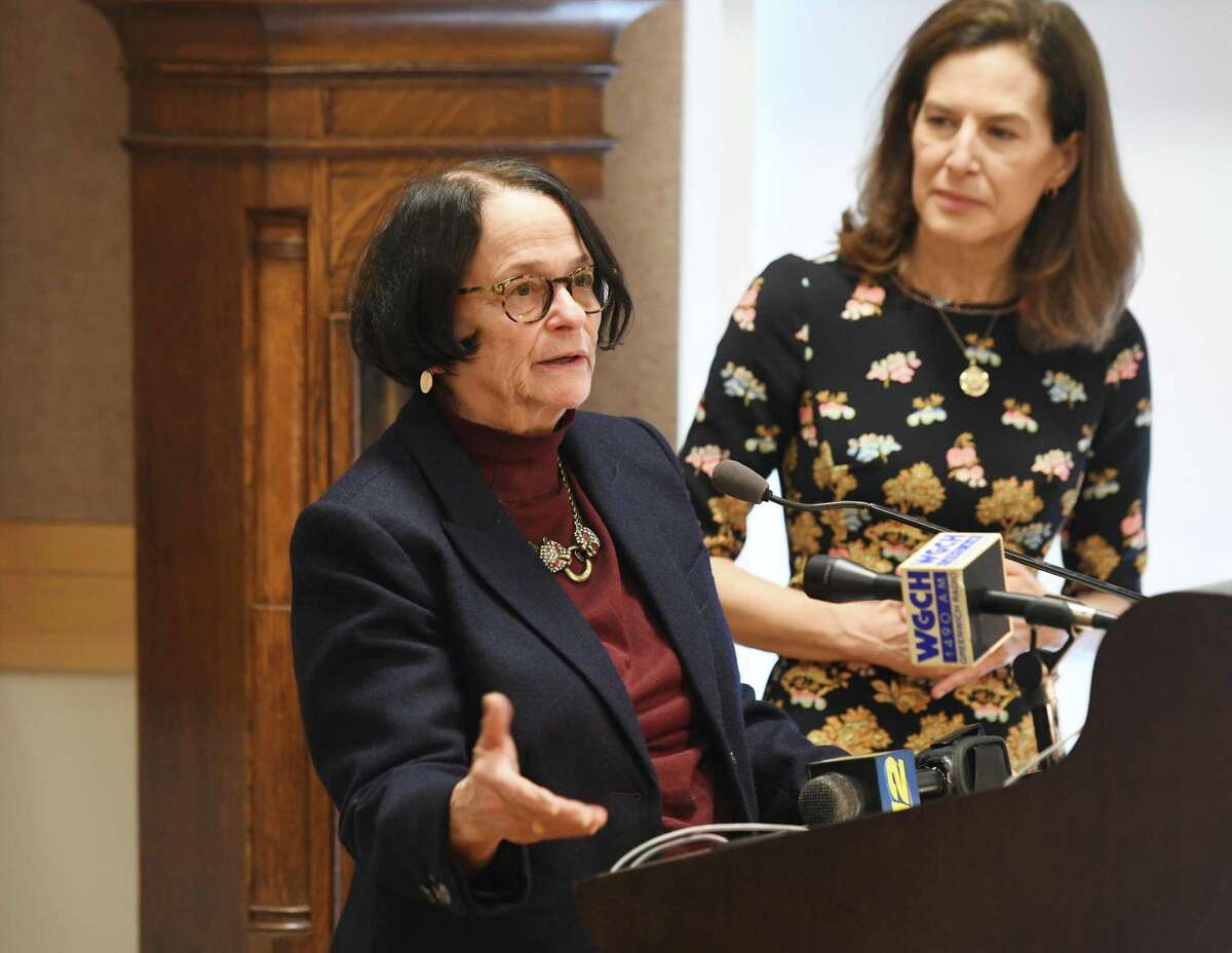 Lt. Gov. in Greenwich to tout census
