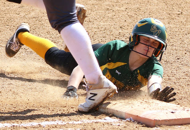 TUESDAY’S SOFTBALL ROUNDUP: Josie and the Piasa Birds beat up on Vandals