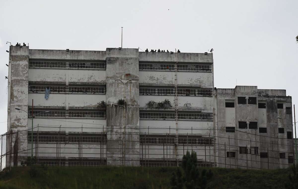 Red Cross regains entry to Venezuela jails, military prisons