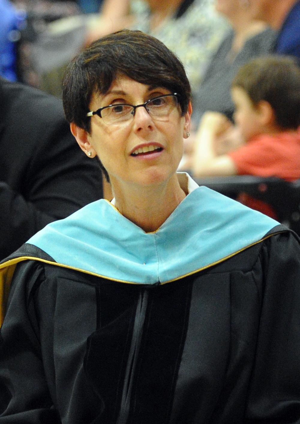 Retiring Ansonia schools chief creating scholarship