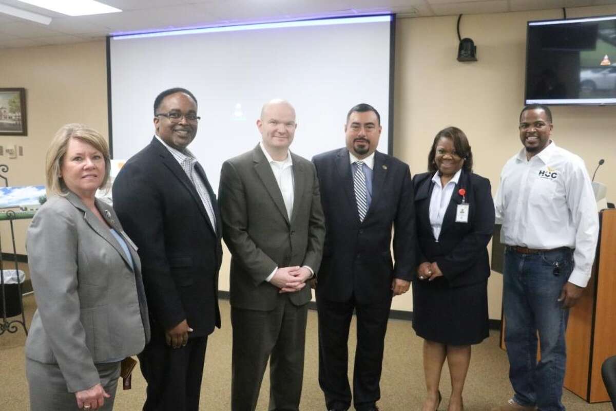 Stafford MSD hosts visitor from the TEA