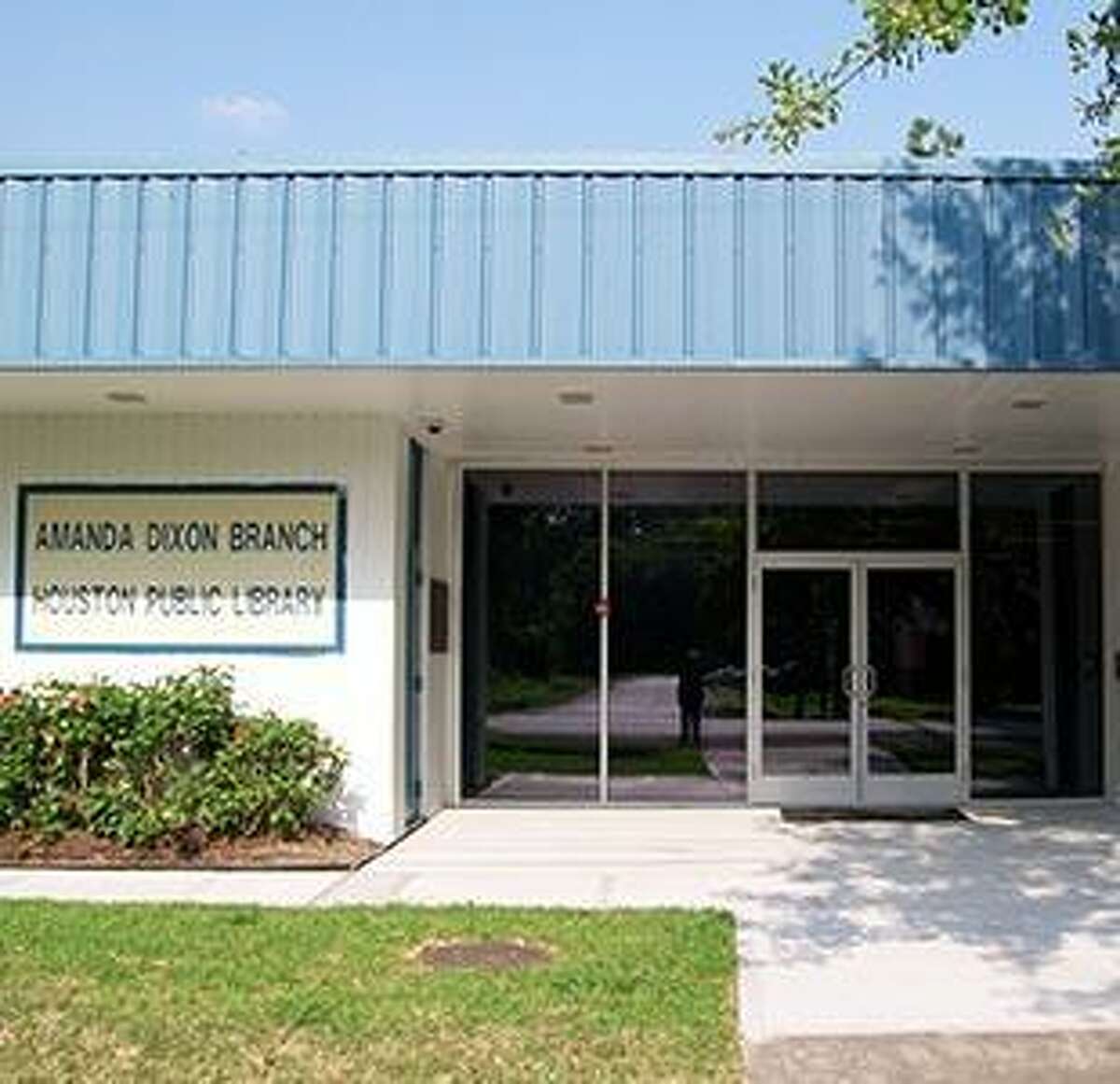 Amanda Dixon library gets second life as technology center