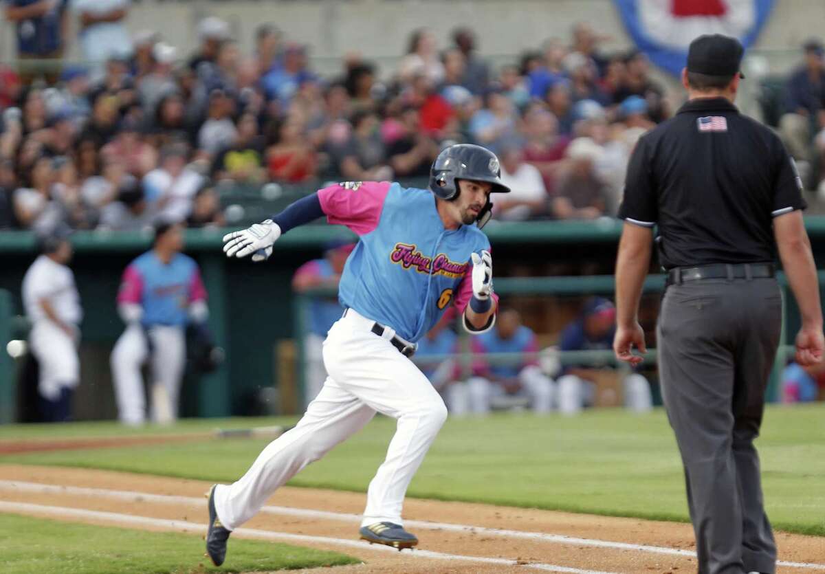 Flying Chanclas de San Antonio still creating buzz as second season begins