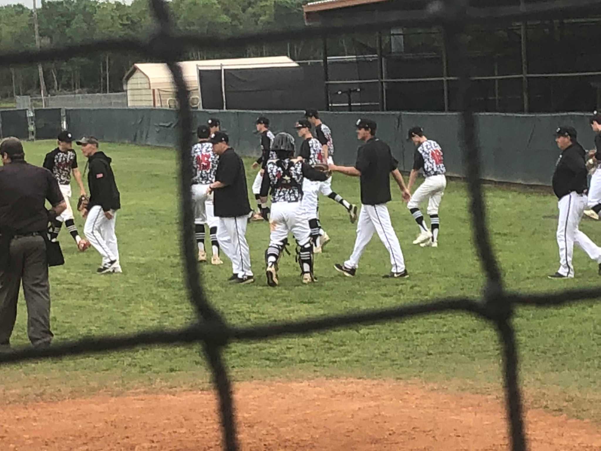 Baseball: Hargrave Falcons’ offensive explosion begins the final ...