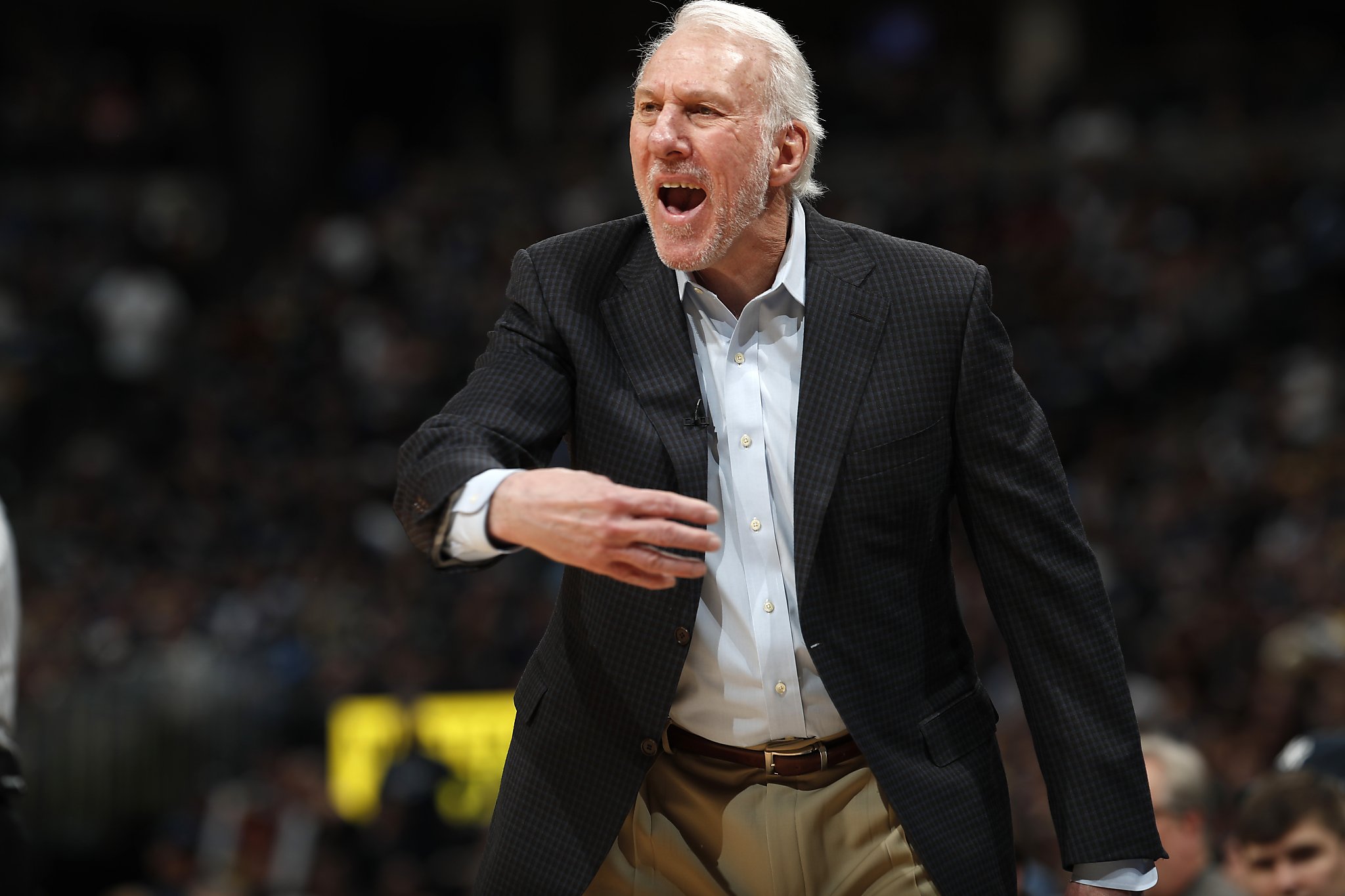With little fanfare, Popovich sets record for combined wins