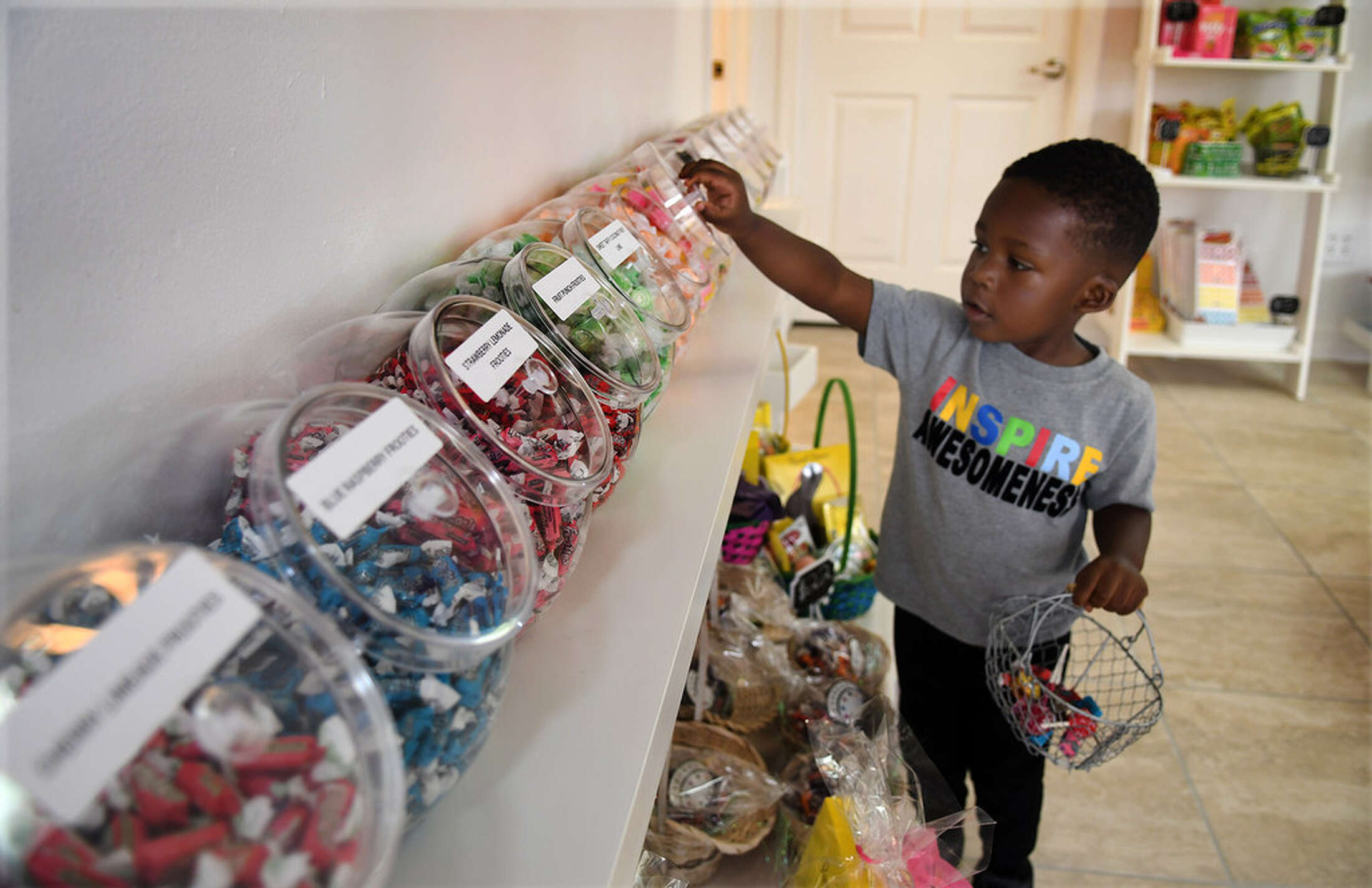 Cypress Sweets candy store celebrates grand opening in Houston area