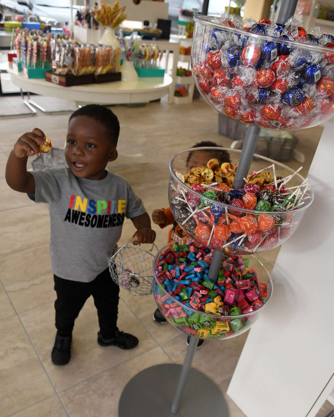Cypress Sweets candy store celebrates grand opening in Houston area