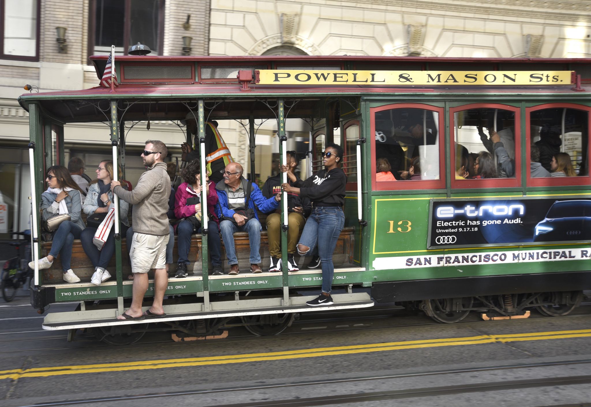 Power restored to SF cable car system