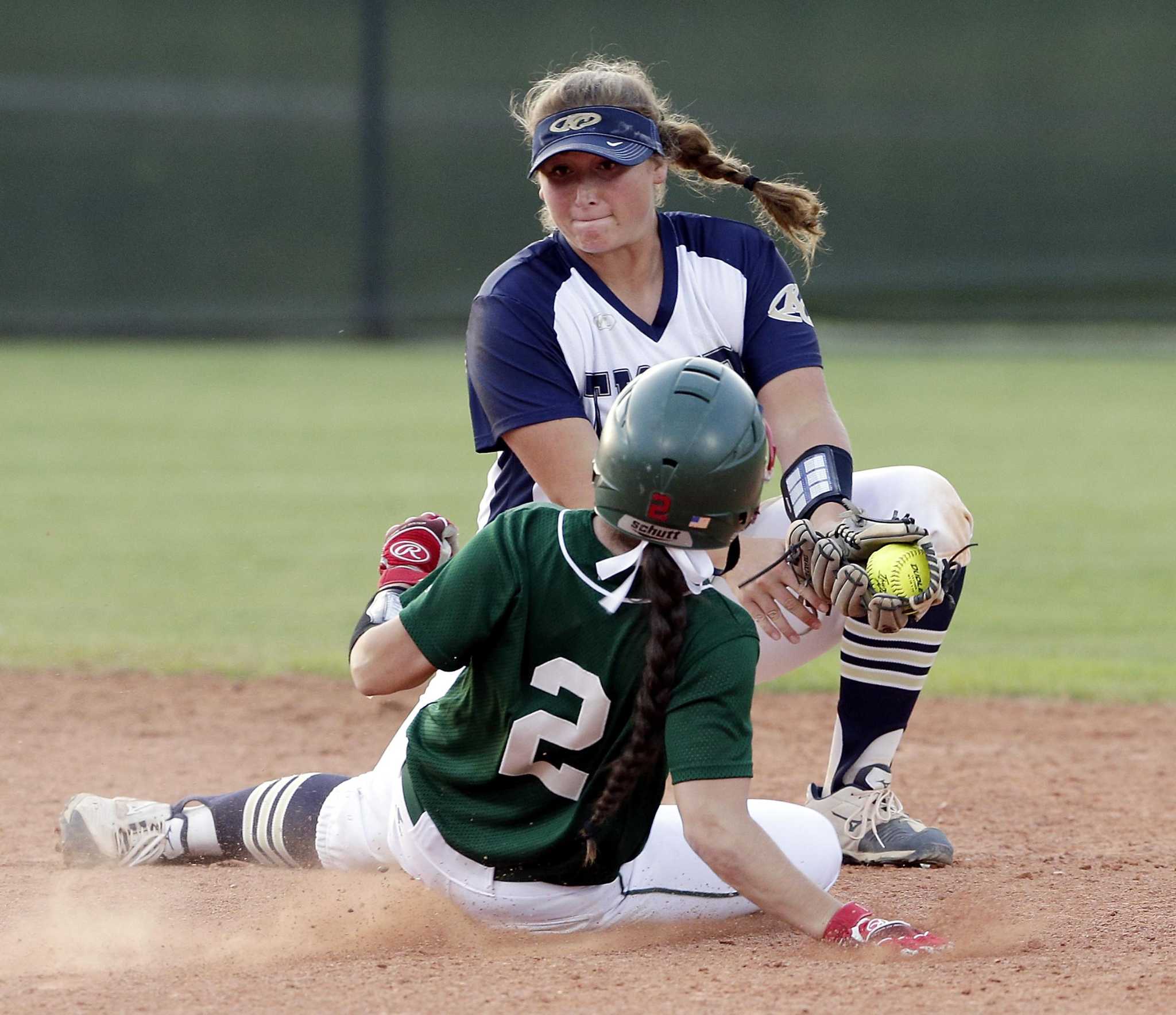 SOFTBALL: Klein Collins clinches district title with win over The Woodlands