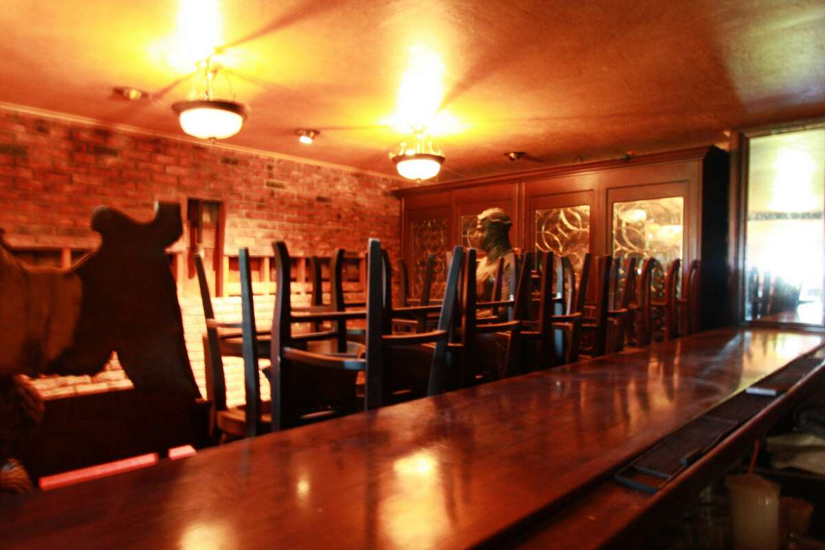 Here's what Julius' Castle looks like 12 years after its closure — and ...