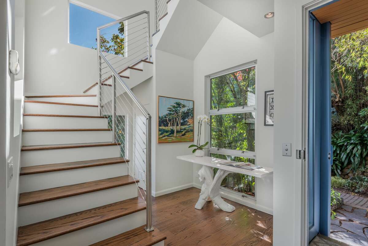 Rare home on magical Macondray Lane has iconic San Francisco views