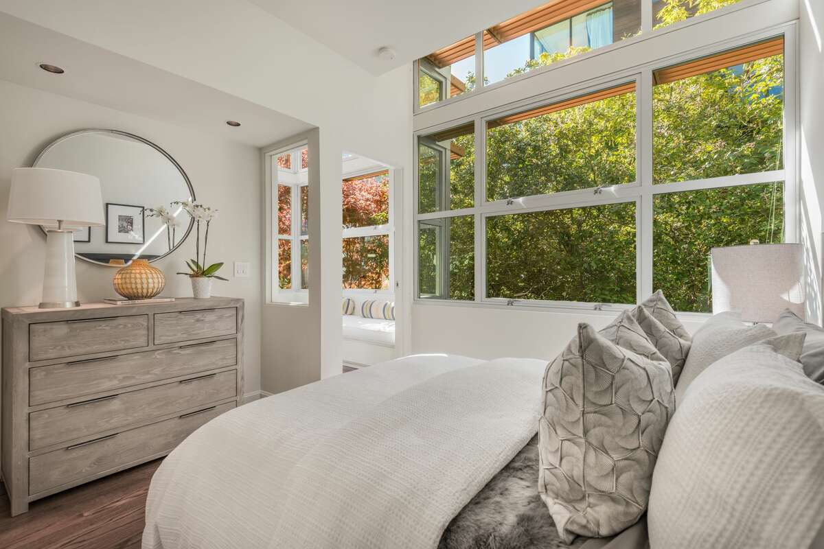 Rare home on magical Macondray Lane has iconic San Francisco views