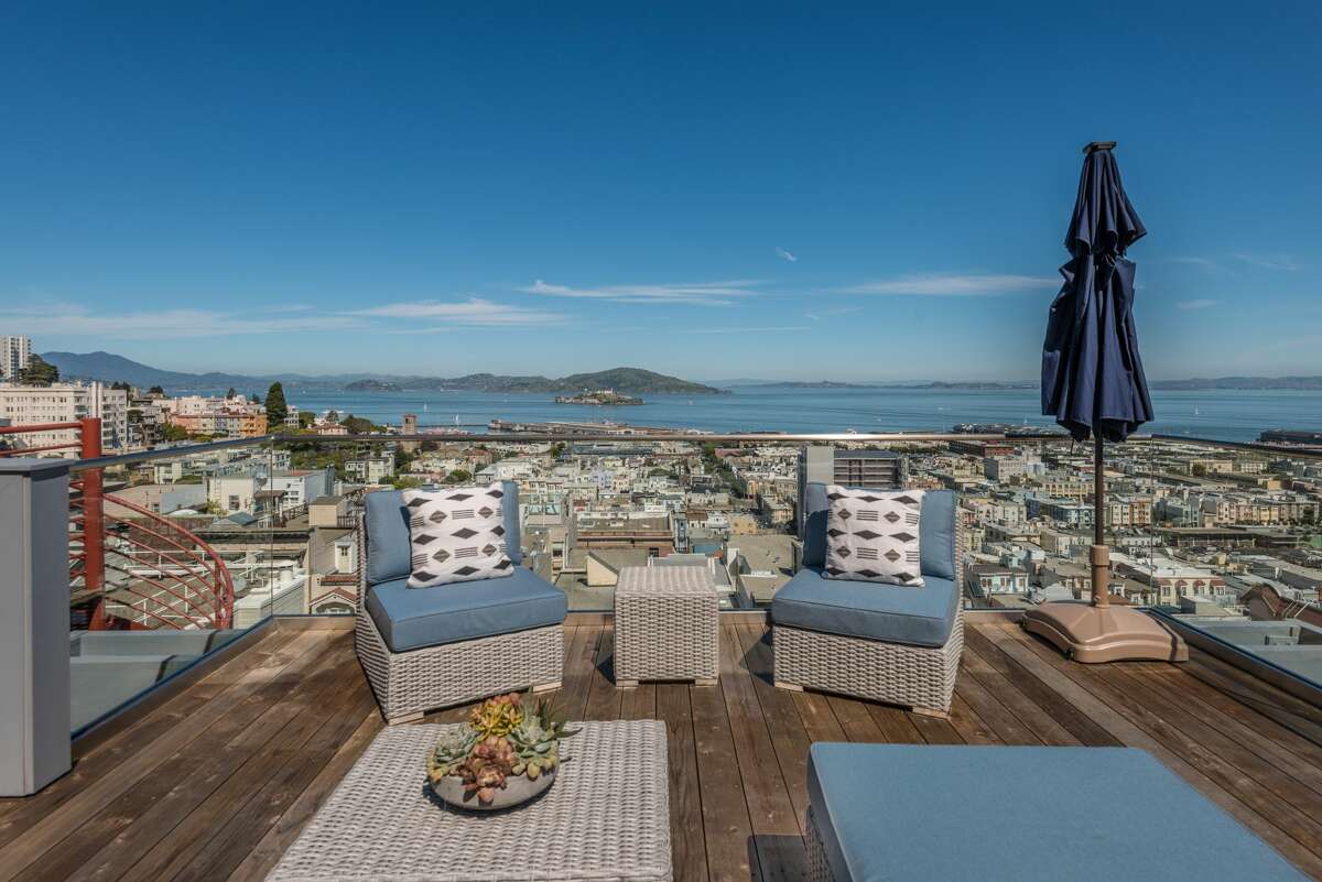 Rare home on magical Macondray Lane has iconic San Francisco views