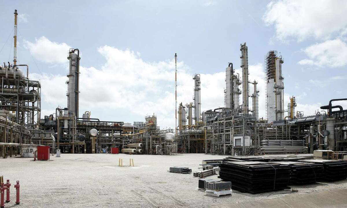 LyondellBasell progresses on $2.4 billion petrochemical expansion