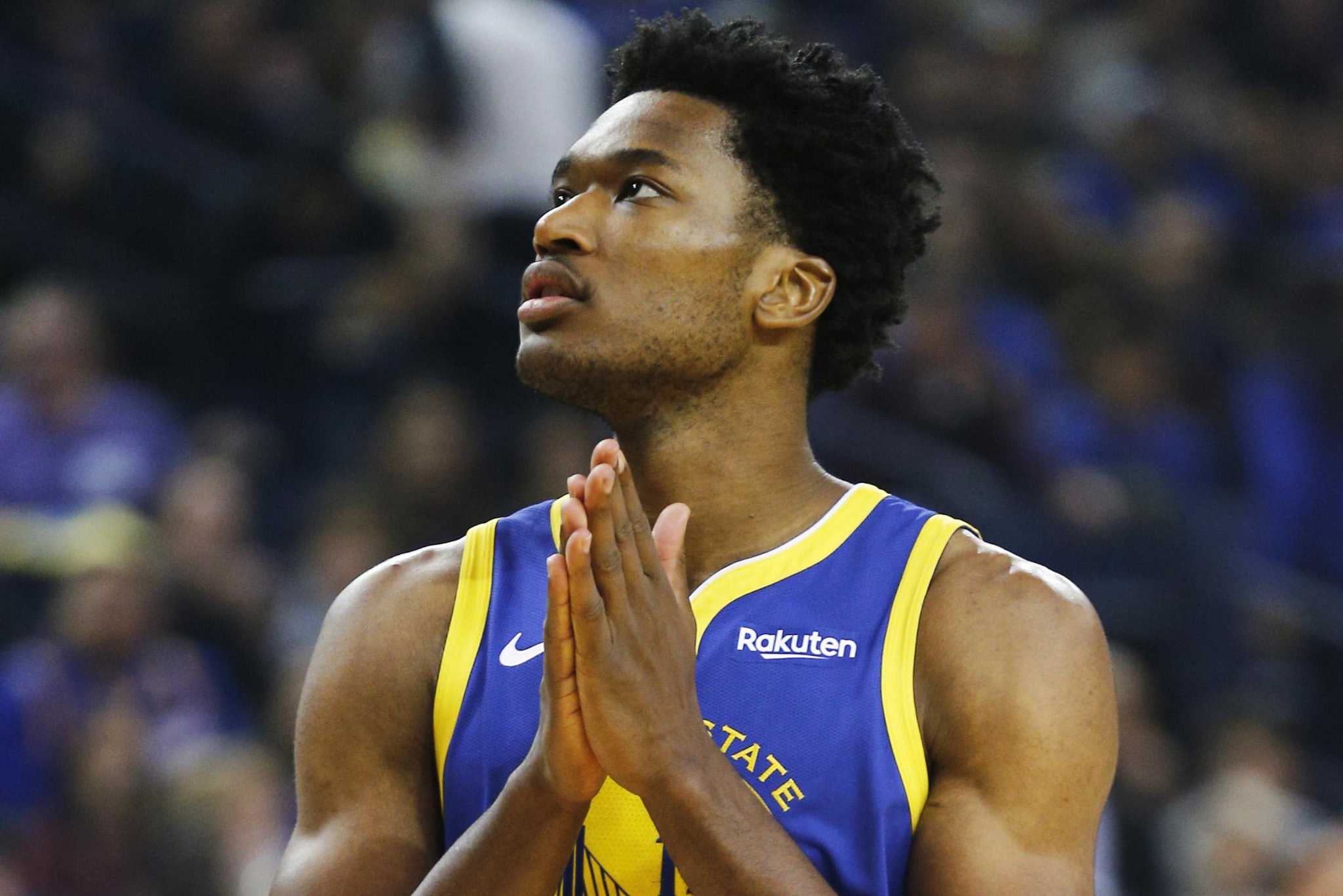 Warriors’ Damian Jones hopes to return at some point during playoffs