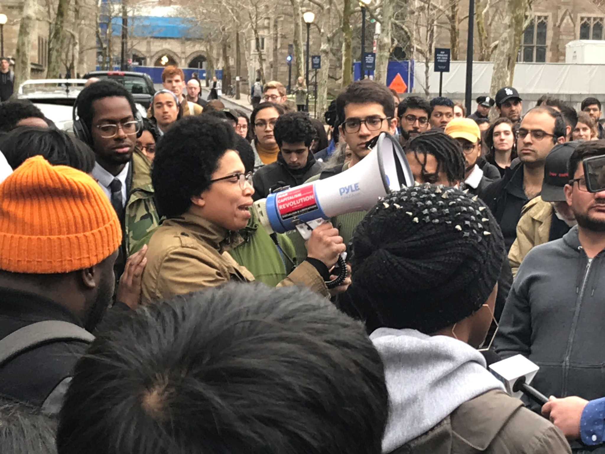 Hundreds rally in New Haven to protest police shooting