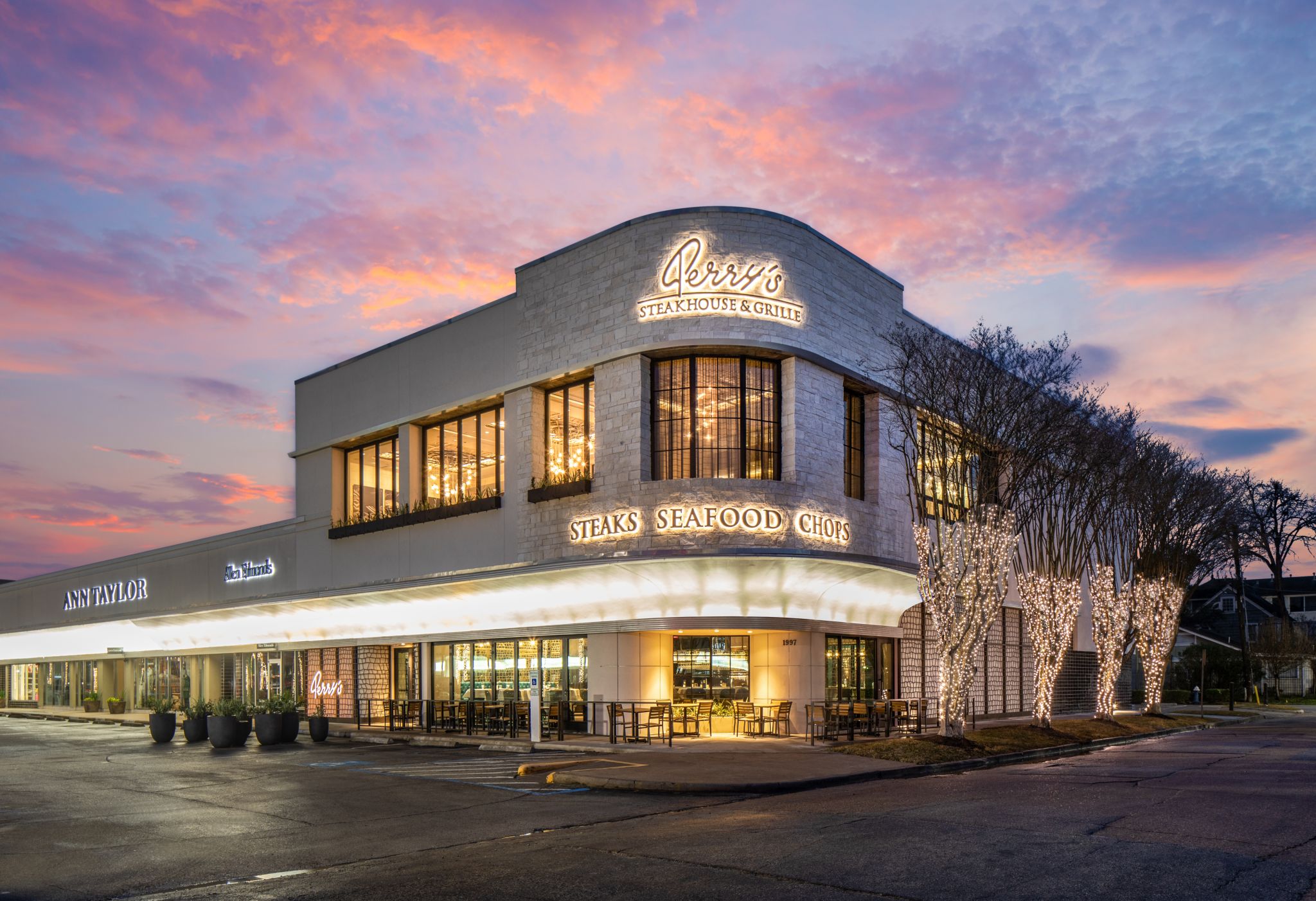Top Texas steakhouse announces shocking Houston closure