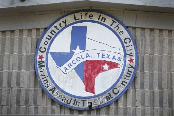 Tiny Arcola wants a piece of Fort Bend County’s growth ...