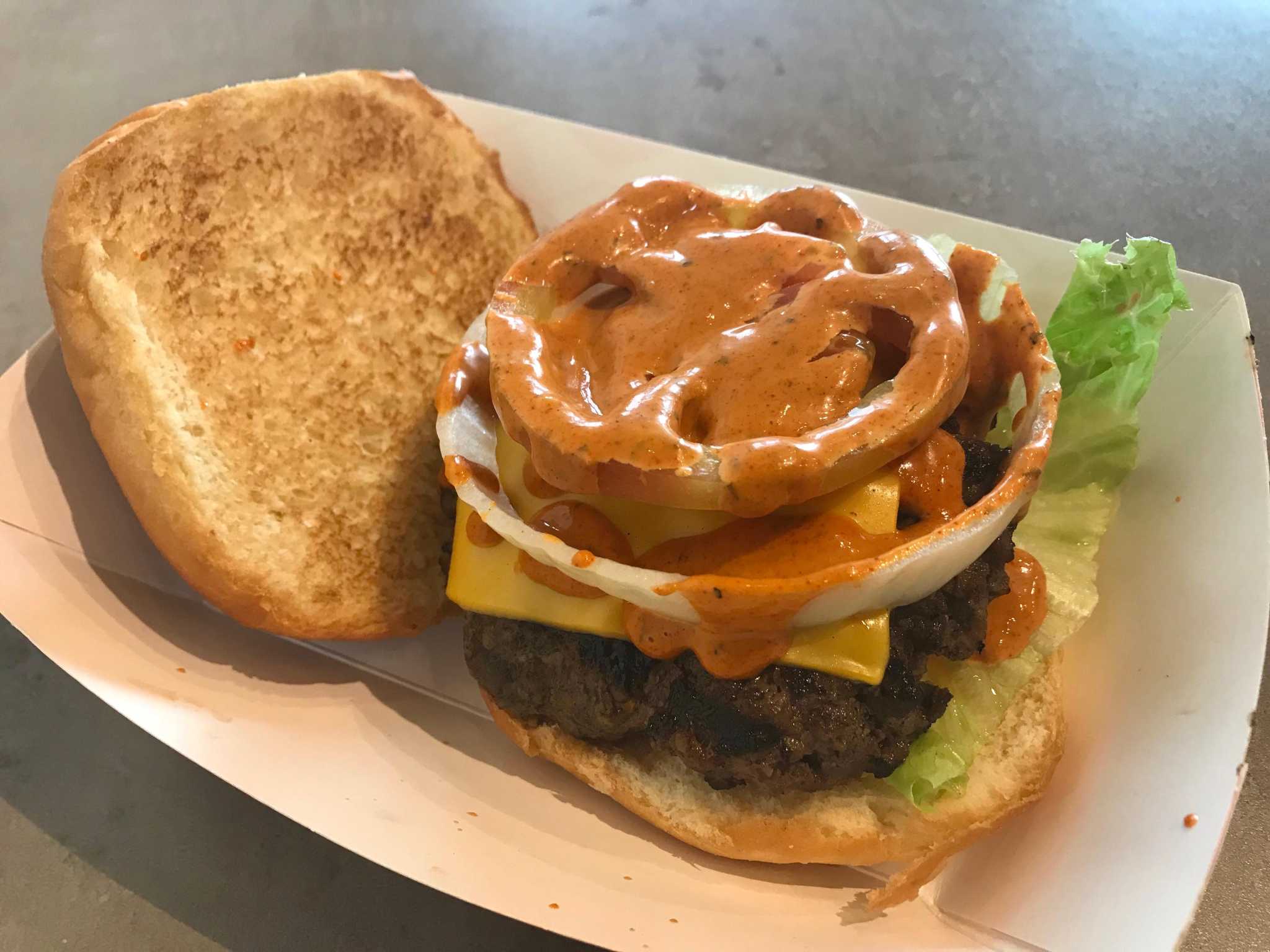 Burger Friday: Fanoosh Burgers & Bites in Sugar Land