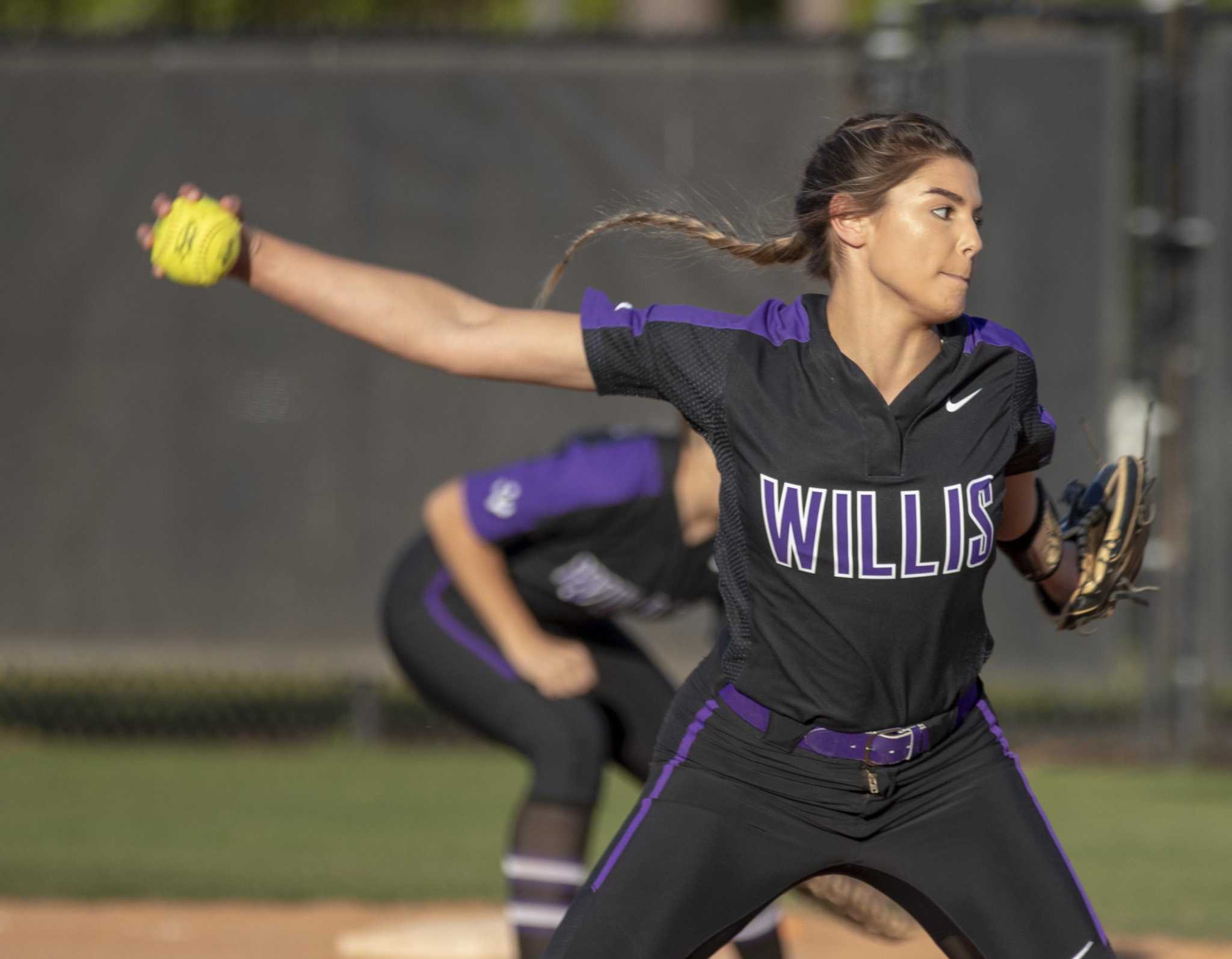 SOFTBALL: Willis beats Tomball, wraps up outright district title