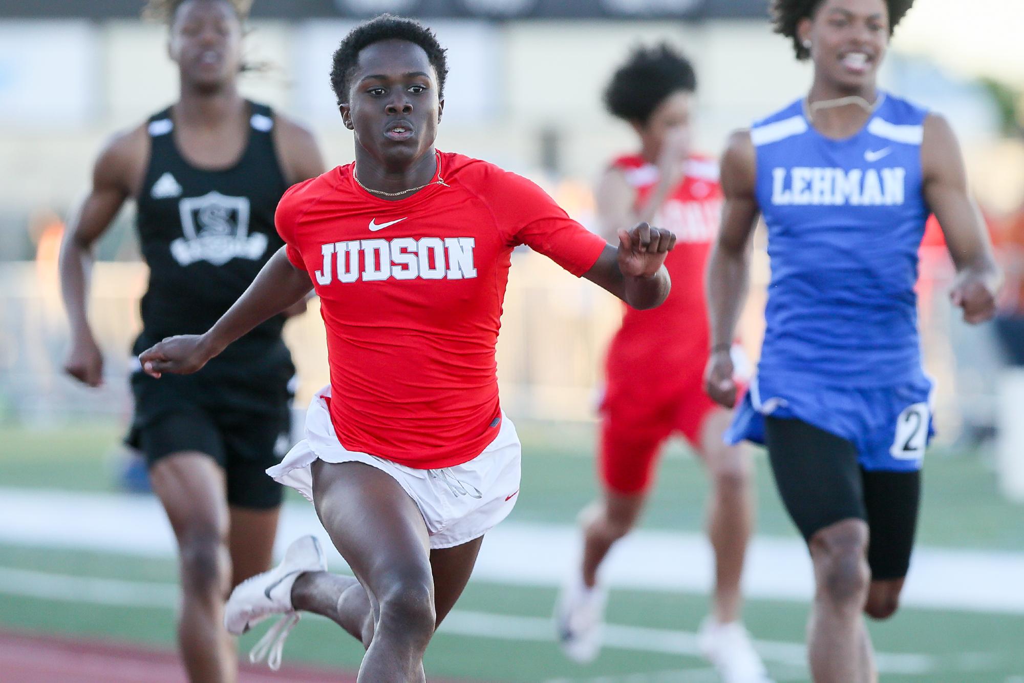 Track and Field: Judson Crawford, Reagan’s Montgomery named Athletes of ...