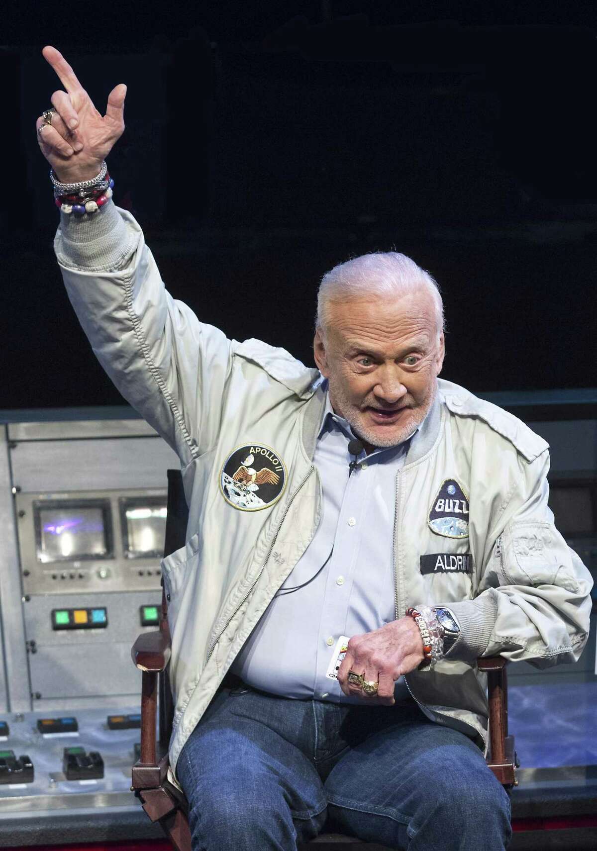 A reluctant No. 2: Buzz Aldrin among first to walk on the moon