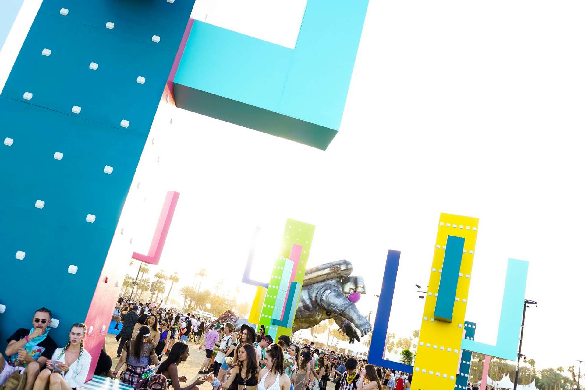 Colorful and barely-there outfits still dominate at Coachella 2019 ...