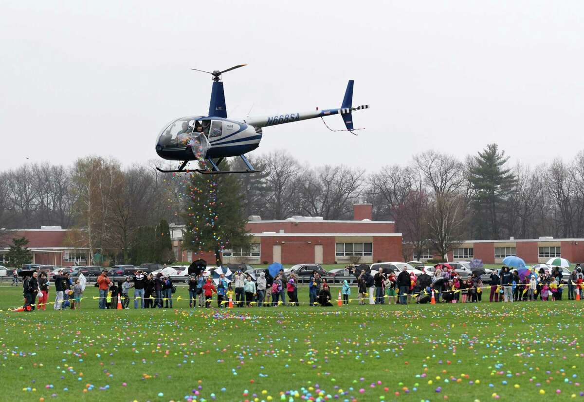 Photos: Eggs fall from the sky