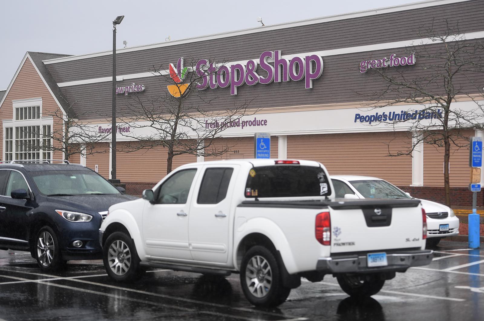 Stop & Shop rolls out ‘same-day pick up’ ordering service in select stores