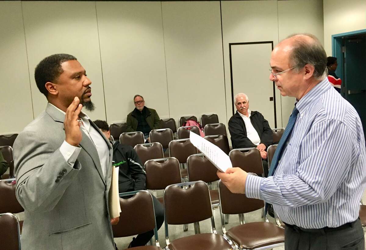 A Libertarian is named to Bridgeport School Board