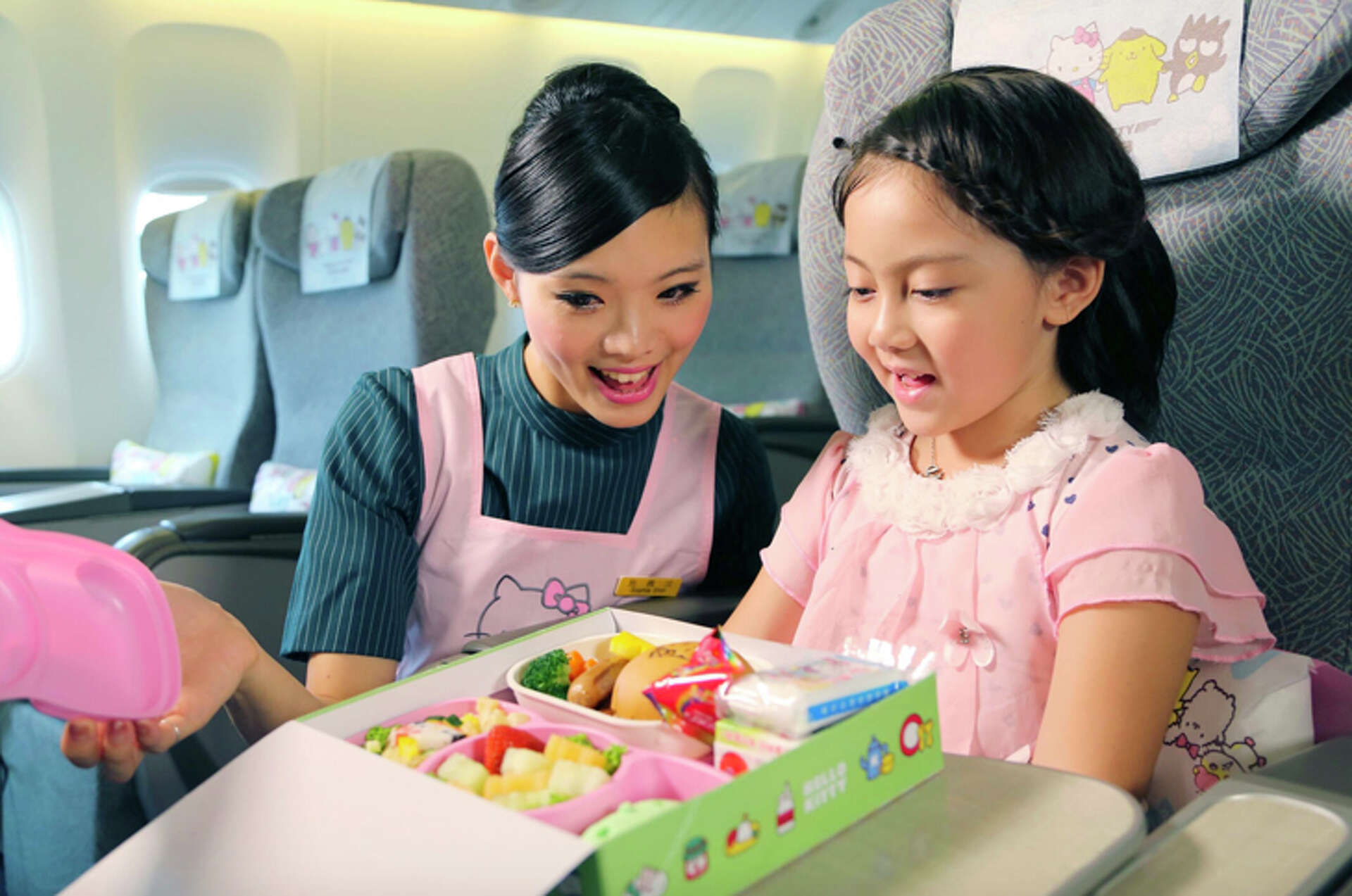 An unusual Hello Kitty jet to pounce on SFO